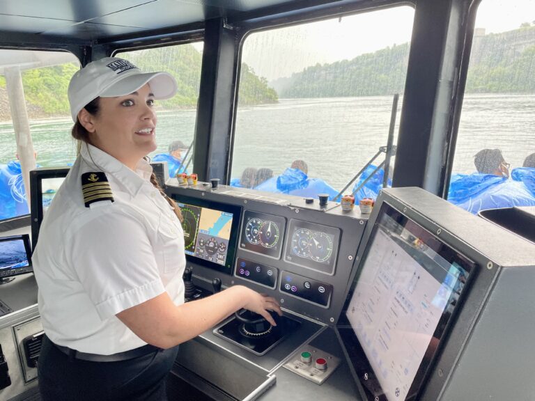 What are the Requirements for Earning a Captain's License ? - Maritime ...